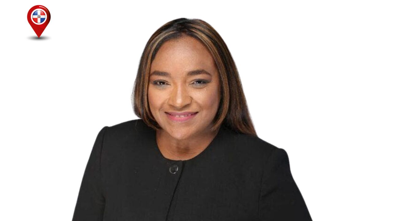 Ana Vidal presenta sus propuestas en los directos de Dominicanos x ...